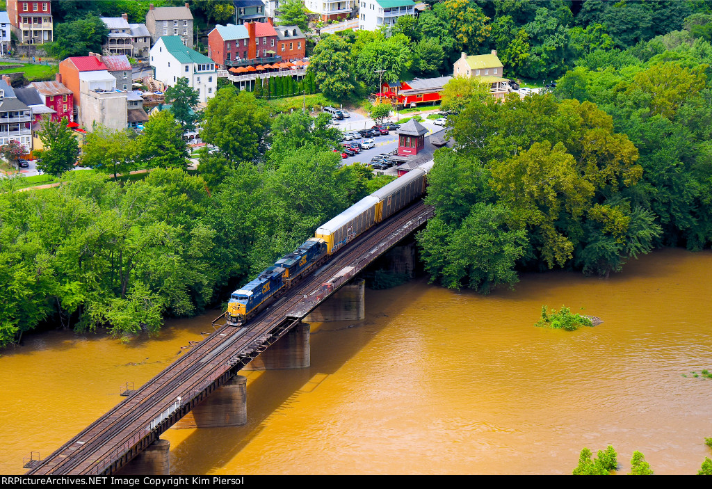 CSX 5418 5296 Crossing the Potomac River